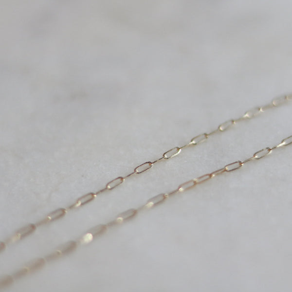 Shiny Rectangular Link Gold Chain Necklace 1.7 mm width – Written by Forest